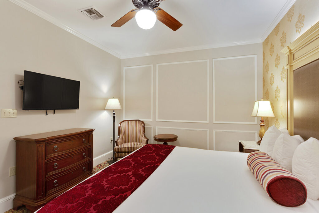 1 King Bed - Prince Conti Hotel