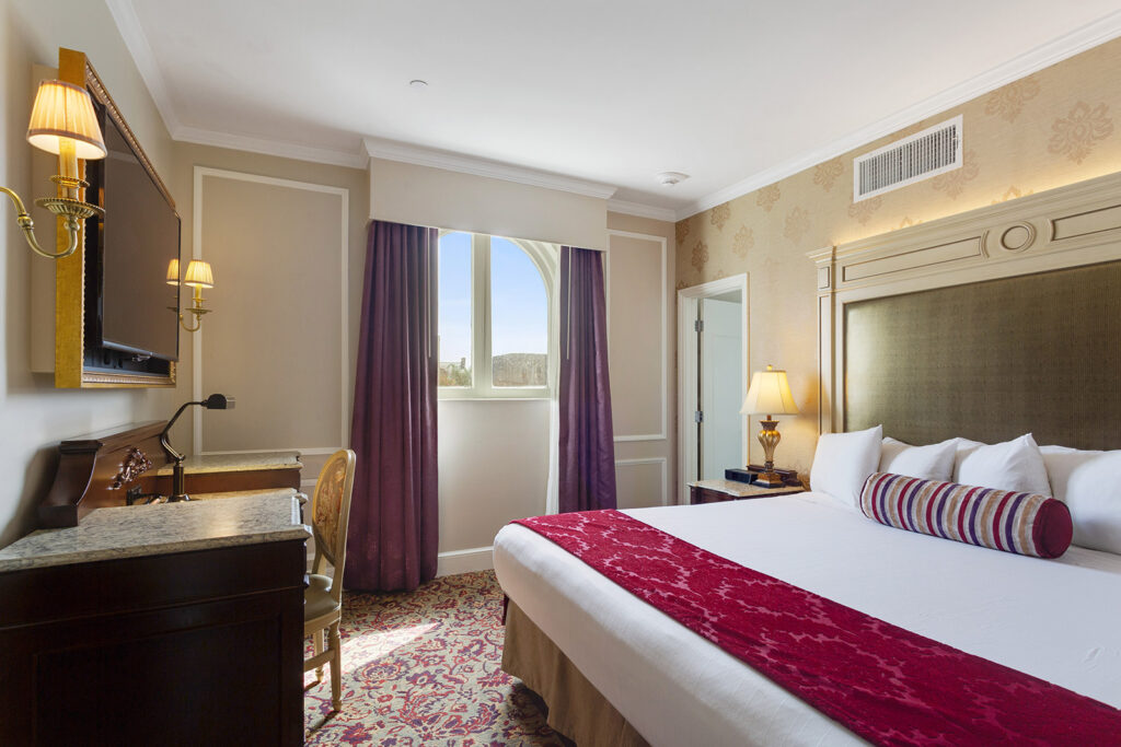 1 King Bed - Prince Conti Hotel